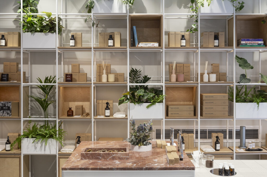 EME ESE pop-up store – USEARCHITECTURE | architectural design and construction
